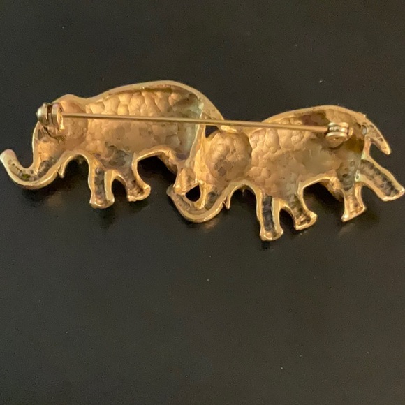 Jewelry | Vintage Two Walking Elephants Brooch Gold Tone | Poshmark